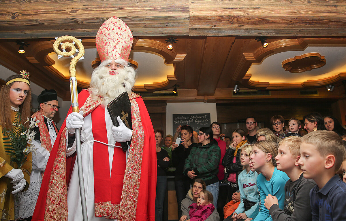Nikolo: Wie Kinder Tradition erleben - Der SONNTAG