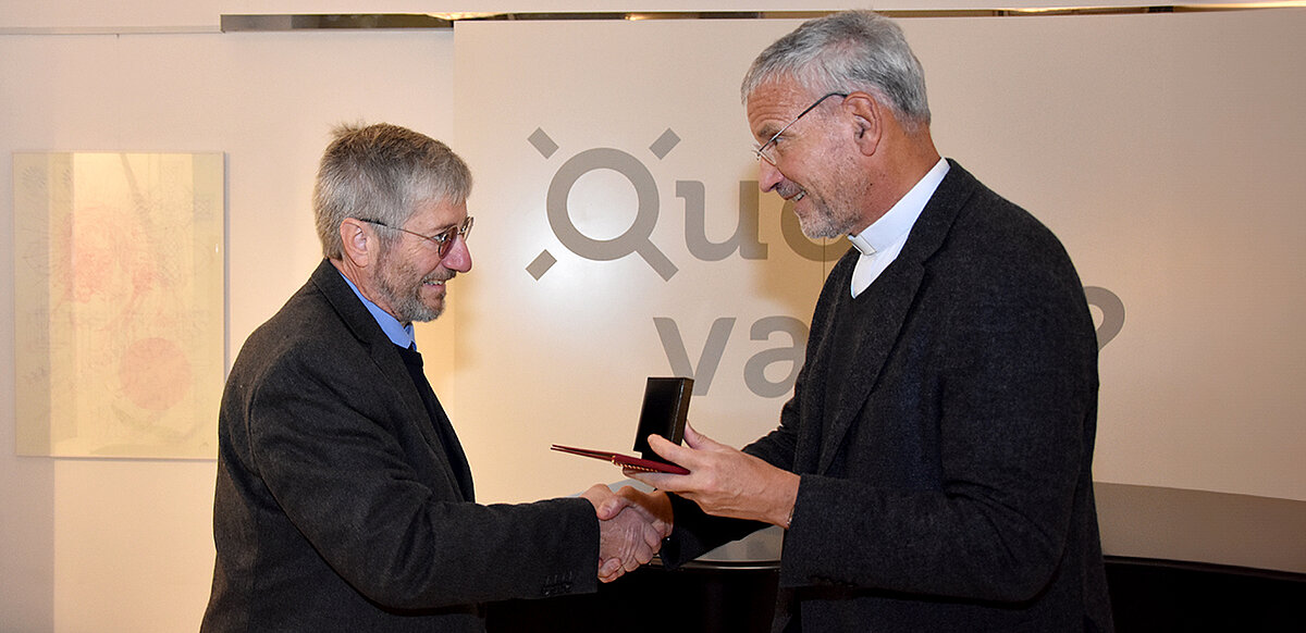 Hohe Auszeichnung für Redakteur Wolfgang Linhart - Der SONNTAG